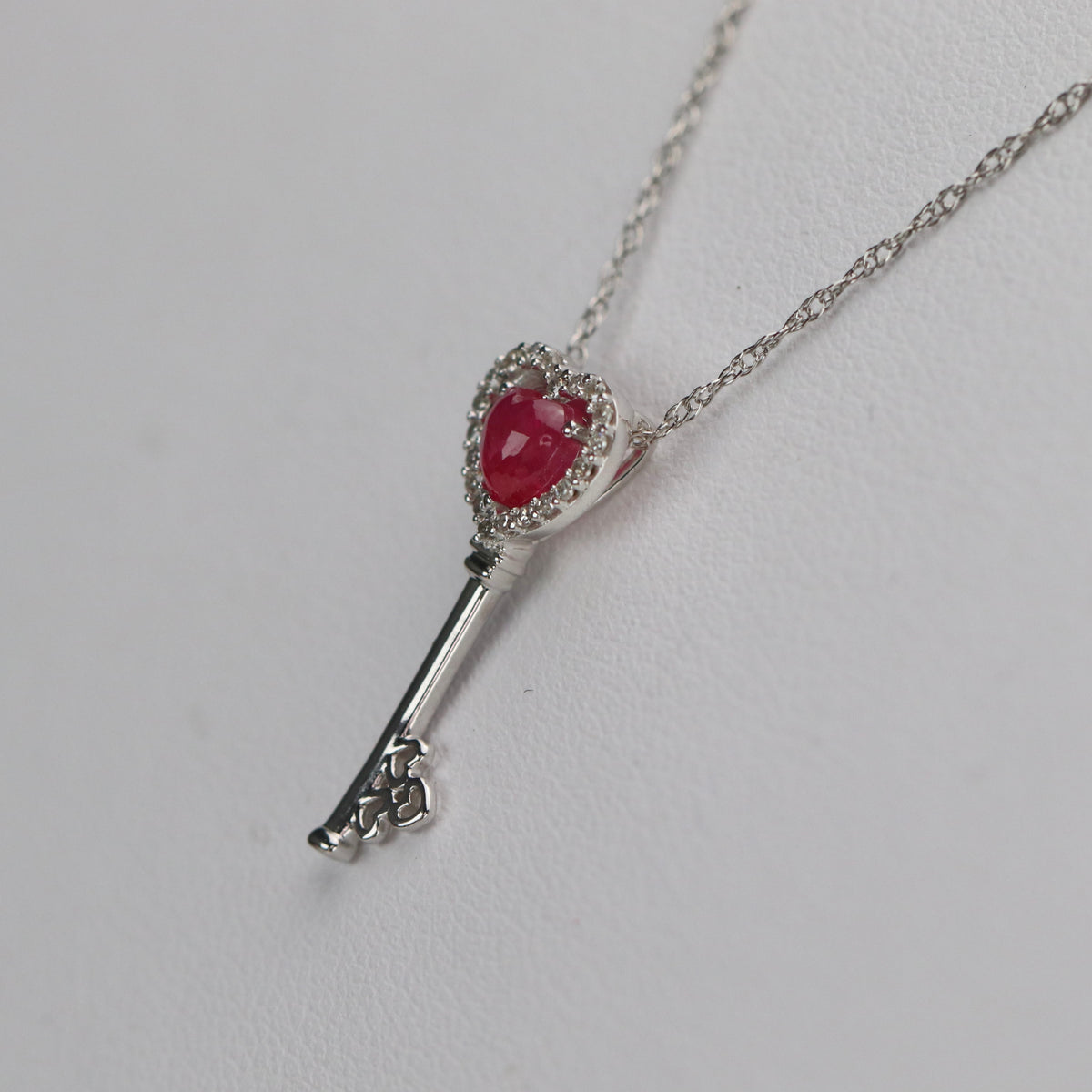 SPECIAL! Dainty Ruby & Diamond key necklace in white gold